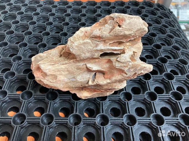 Камень/коралл для аквариума